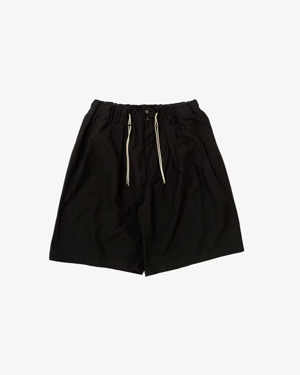 Sillage / circular short pants back satin anthracite – CASDAY / キャスデイ
